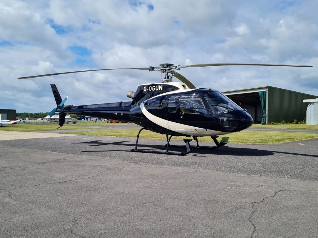 Five Seat Jet Turbine Helicopter - 30 Minute Trial Lesson Liverpool ...